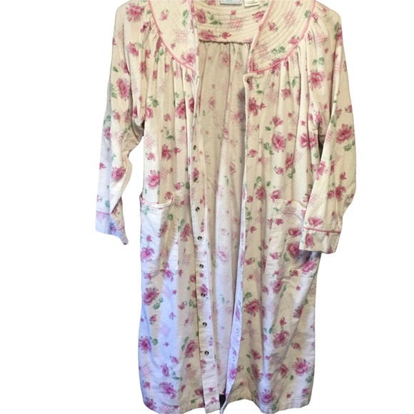 national | Intimates & Sleepwear | Vtg Shabby Chic Pink Floral Flannel ...